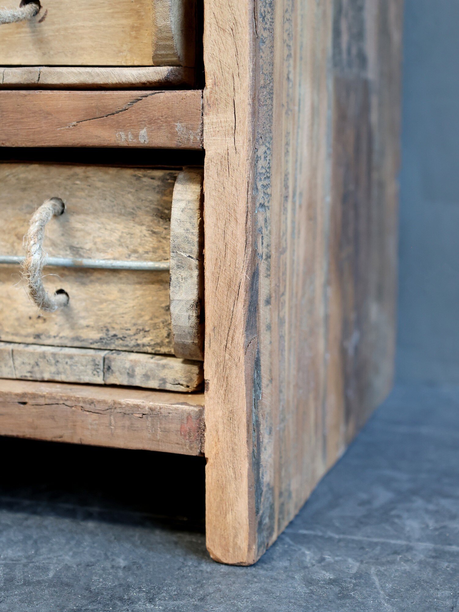 Kommode mit 18 Ziegelformen Grimaud von Chic Antique günstig bestellen ...