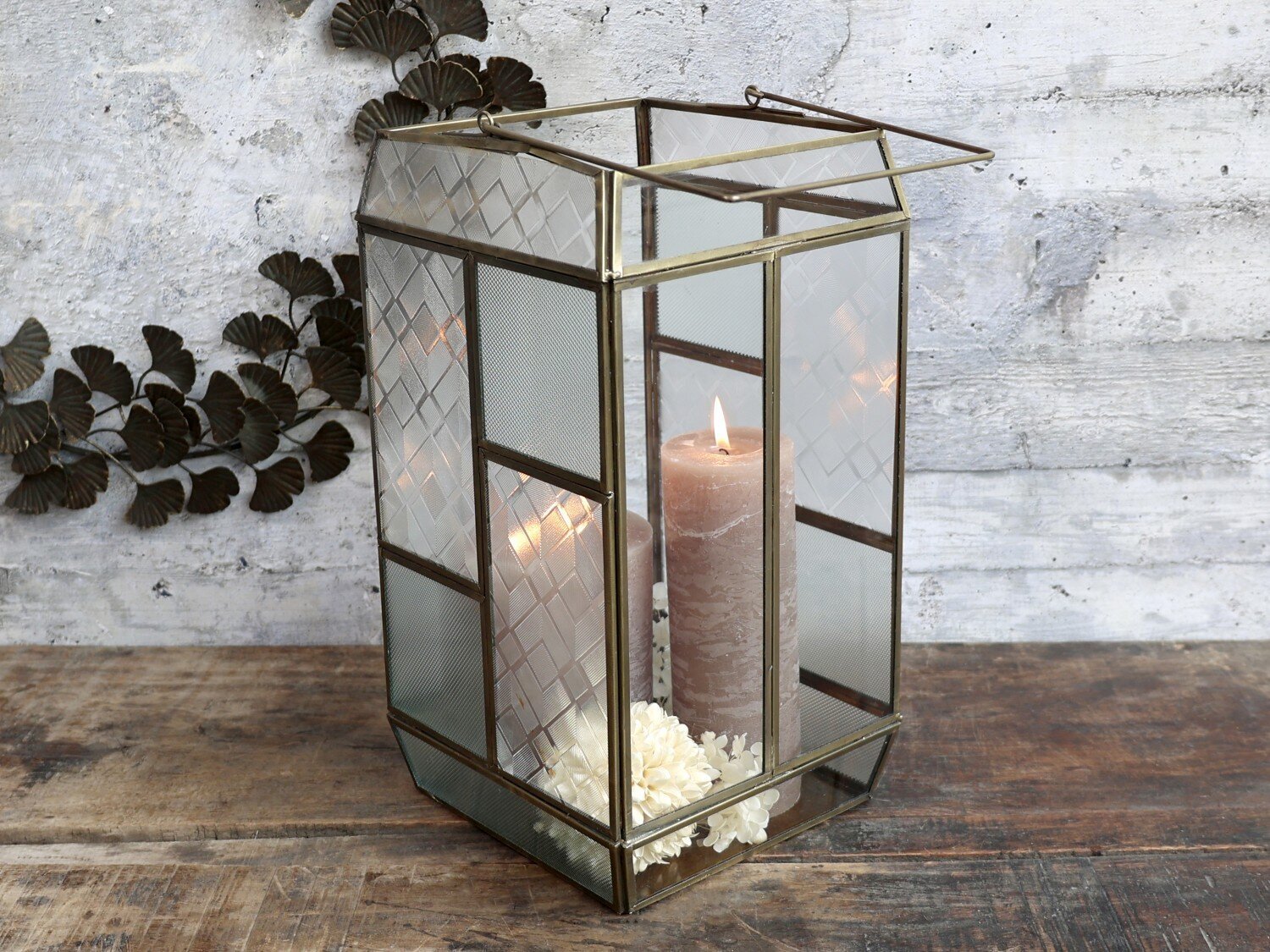 Laterne mit mattiertem Glas von Chic Antique günstig bestellen | SKANDEKO Laterne mit mattiertem Glas von Chic Antique günstig bestellen | SKANDEKO