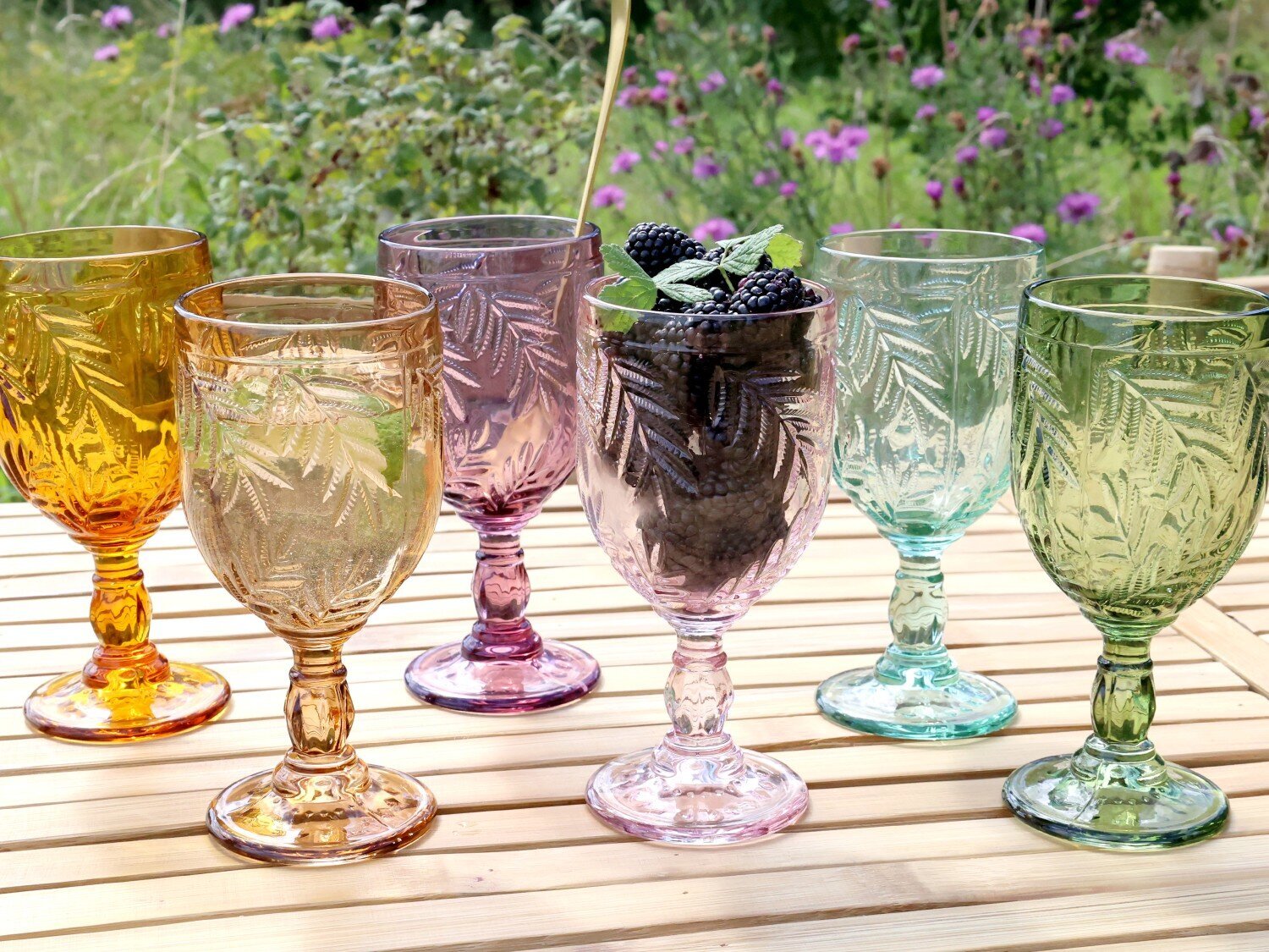 6er Set Weingläser Saint Emilion mit Blattmuster von Chic Antique ...